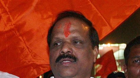 Firing In Police Station Dadar Police Summon Sada Sarvankar His Son