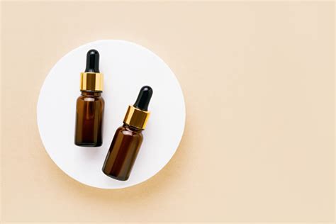 의료 및 미용 용 다크 브라운 유리 드롭퍼 병 Spa 컨셉 상단 보기 복사 공간 0명에 대한 스톡 사진 및 기타 이미지 0명 개념 건강관리와 의술 Istock