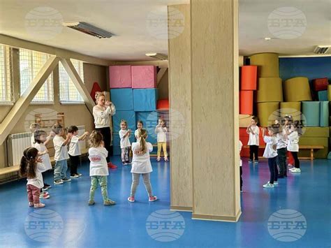 В Търговище отличиха добри практики сред 38 те учебни заведения