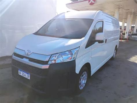 Toyota Hiace 2022 2 8 Tdi Furgón 6at L2h2 3a 5p en venta en Almirante