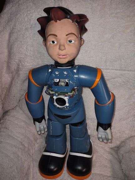 MILO INTERACTIVE EDUCATIONAL ROBOT PROJECT OR PARTS ONLY HUMANOID