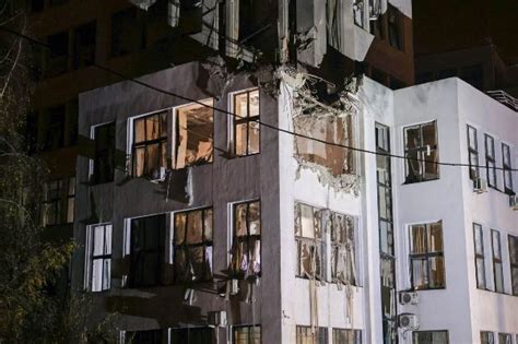 Удар по Держпрому в Харкові фото відео наслідків Читайте на Ukrnet