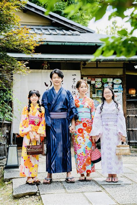 傻夫婦一家四口生活日誌
