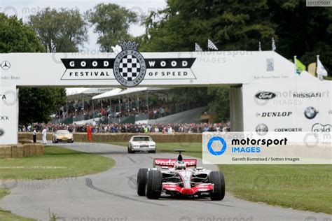 Pedro De La Rosa Esp Mclaren Mercedes Mp422 Goodwood Festival Of