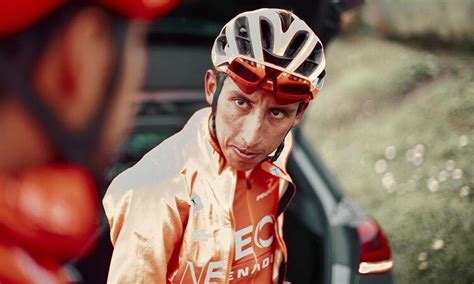 Egan Bernal se operó la nariz y quedó irreconocible así luce ahora