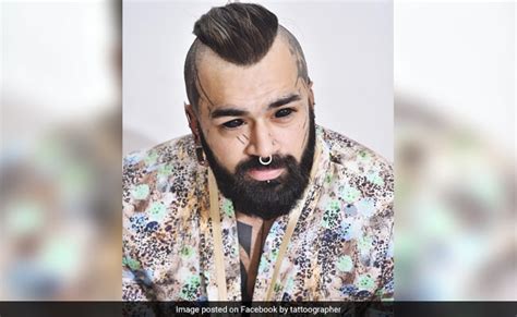 Tattoographer Karan Delhi Man Who Tattooed His Eyeballs Says He Has