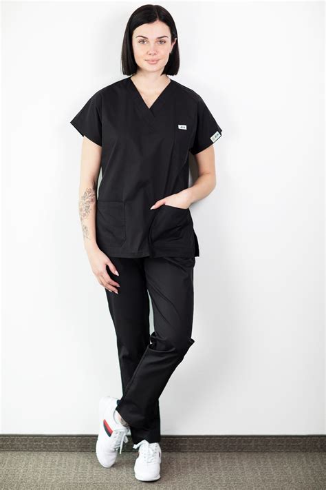 Tenue De Bloc Opératoire Noir Original Femme Médecina