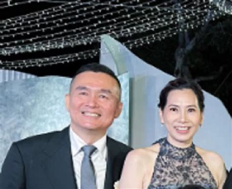 Kisah Eks Ratu Bulutangkis China Huang Hua Yang Pindah Kewarganegaraan Ke Indonesia Okezone Sports