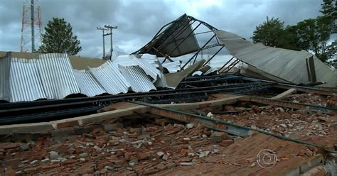Agronegócios Temporal E Ventos Fortes Assustam Moradores Do Norte Do Rs