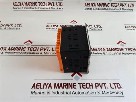 SELEC TC303AX TEMPERATURE CONTROLLER Aeliya Marine