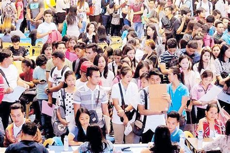 El Niño Worsens Joblessness In April