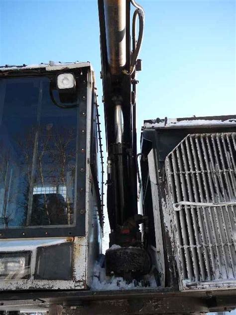 Timbco 425c Feller Buncher With 22 Quadco Hotsaw Sold