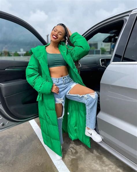 Natasha Thahane Shows Off Her Hot Postpartum Body In A Bikini News365