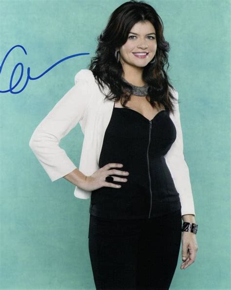 Casey Wilson Signed Autograph 8x10 Photo Penny Hartz In Happy Endings