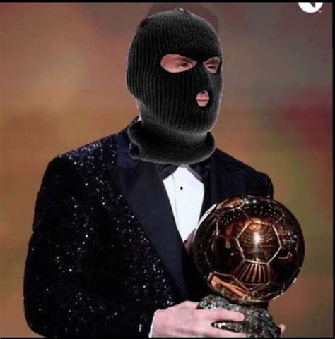 Poza 8 Foto Avalanșă De Meme După Ce Lionel Messi A Primit Balonul De