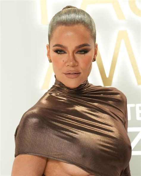 Kris Jenner Lied About Khloé Kardashians Driving License At 14