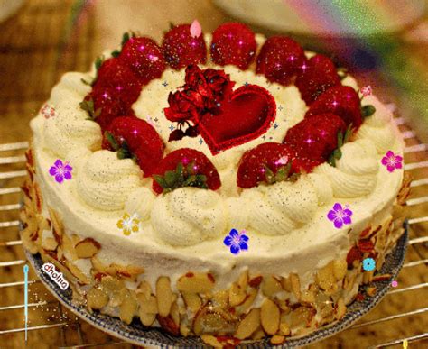Happy Birthday Strawberry Cake  Well There Cyberzine Image Database
