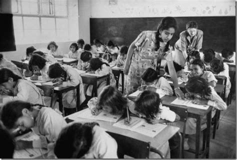 صور نادرة للبحرين مجلة Life ســنــوات الــجــريــش