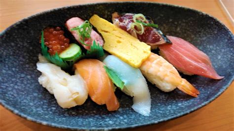 くら寿司でにぎり寿司ランチ！ Birth55rundyの食べダイアリー