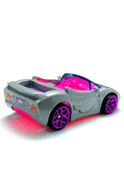 HOT WHEELS Tekli Arabalar Barbie Extra Hct35 Fiyatı Yorumları Trendyol