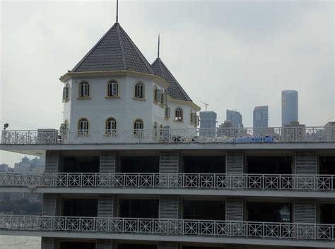 重庆趸船建7层高豪华“宫殿” 中国水上建筑各有特色家居频道凤凰网