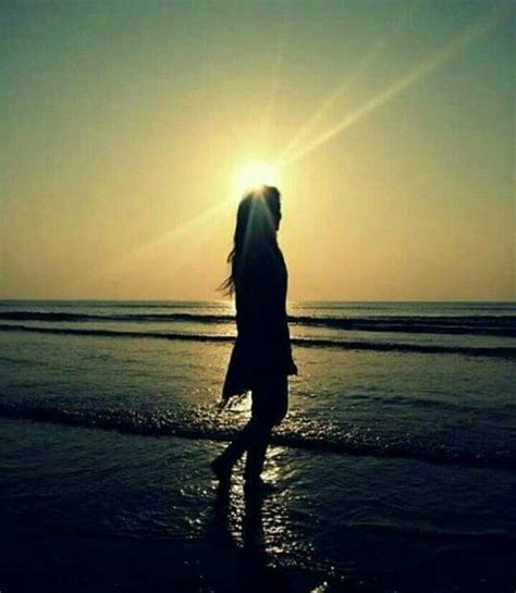 Lonely Girl Dpz