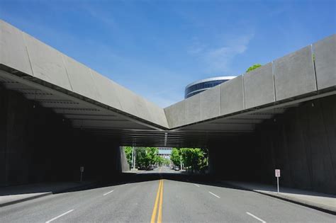 Premium Photo Empty Street In City