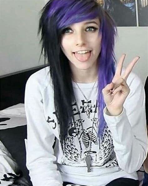 Pin By 💔𝒹𝒶𝓇𝓀 𝒶𝑔𝑜𝓃𝒾💔 On Scene Emos Emo Scene Hair Long Scene Hair