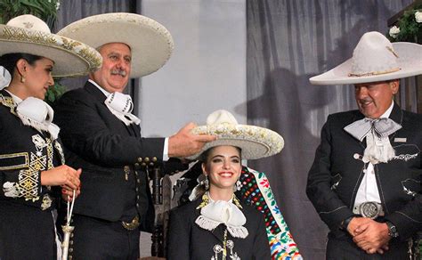 MARÍA I REINA DE LA FEDERACIÓN MEXICANA DE CHARRERÍA Charrería y Tradición