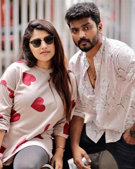 காவாலா பாடலுக்கு வெறித்தனமாக ஆட்டம் போட்ட சித்து மற்றும் ஸ்ரேயா