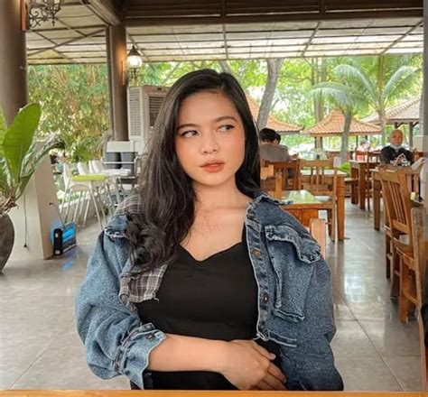 Siapa Clara Wirianda Yang Viral Di X Inilah Sosok Yang Disebut Dekat Dengan Pejabat Oleh