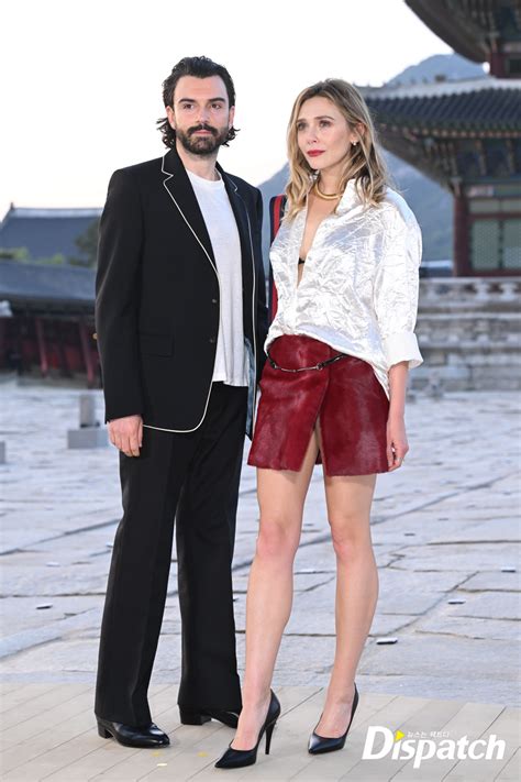 현장포토 경복궁에 스칼렛 위치엘리자베스 올슨 우아한 미소 디스패치 뉴스는 팩트다