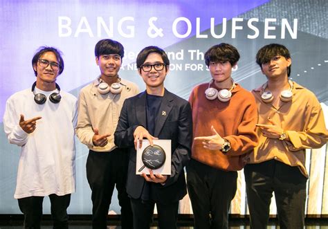 คนดังชวนดูหนังที่บ้านรูปแบบใหม่