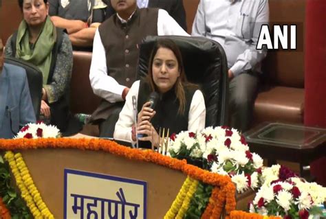 दिल्ली में 26 अप्रैल को होगा नए मेयर का चुनाव शैली ओबेरॉय ने एलजी वीके