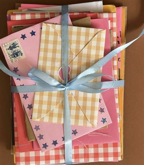 Pin by ie kwon cte on Ghim của bạn Diy gifts Pen pal letters Crafts