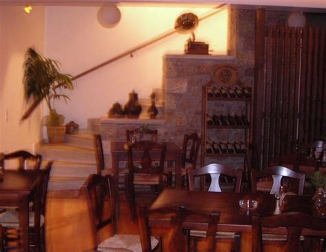 ΤΑΒΕΡΝΕΣ ΜΕ ΖΩΝΤΑΝΗ ΜΟΥΣΙΚΗ ΤΑ ΜΑΛΑΜΑΚΙΑ ΠΑΡΑΔΟΣΙΑΚ 4ty Gr