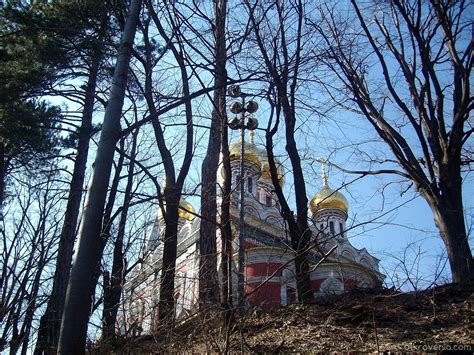 Храм паметник „Рождество Христово“ Шипка фотография Архитектура