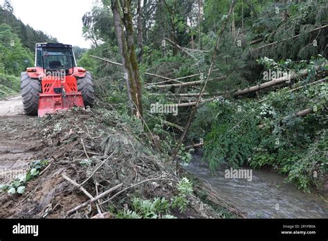 Notalarm Hochwasser Fotos Und Bildmaterial In Hoher Auflösung Alamy