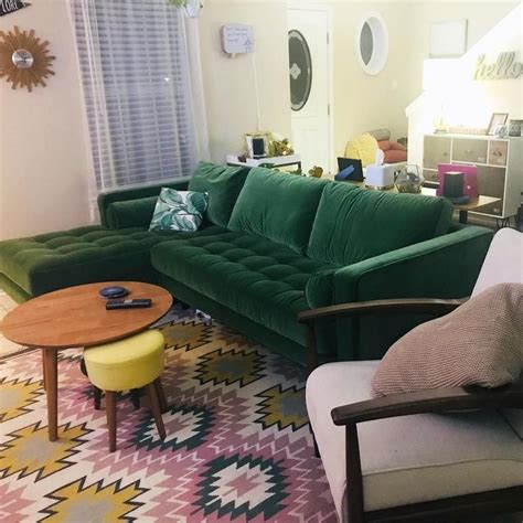 Sven 100 Velvet Tufted Left Sectional Grass Green Sofas For Small