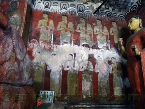 දඹුලු විහාරයේ සිතුවම්