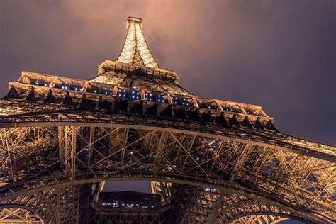 Cómo crear una réplica de la Torre Eiffel TravelHolics