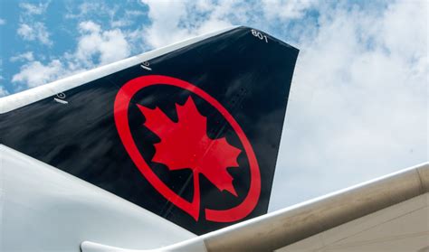 No Passengers Hurt After Planes Collide On Yvr Tarmac Vancouver Is