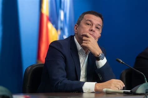 Ministerul Transporturilor după ce două trenuri de metrou s au ciocnit