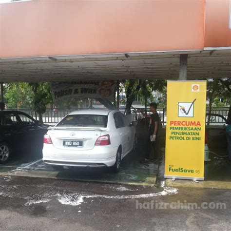 Cuci Kereta Sambil Jimat Minyak Hafiz Rahim