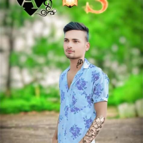 Sadakat Mrrafi1786 • Threads Say More