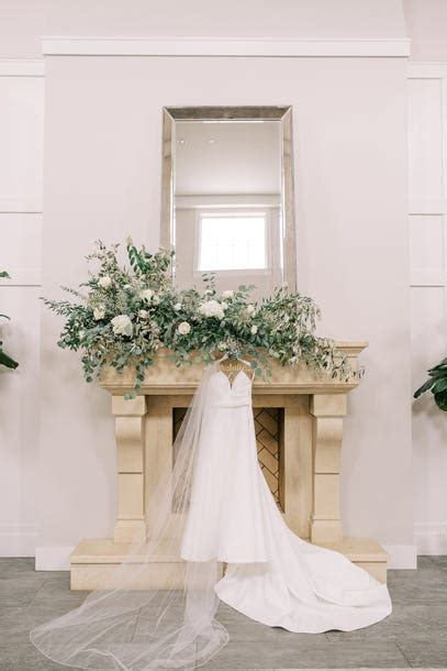 Emily Anthony Wedding Meg And Anthony Wedding At The Barre Players