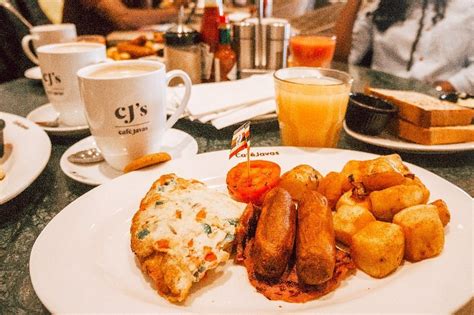 Cafe Javas Kampala Kira Rd Menu Prices And Restaurant Reviews