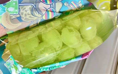 现在的饮料也太浮夸了吧 秃草是真的 秃草是真的 哔哩哔哩视频