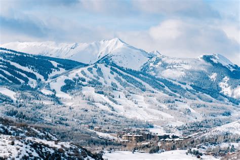 Complete Guide To Aspen Snowmass Ski Resort • Nomads With A Purpose