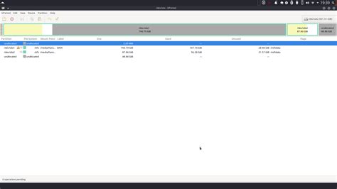 Half Of Partition Greyed Out In Gparted Cant Access Files R